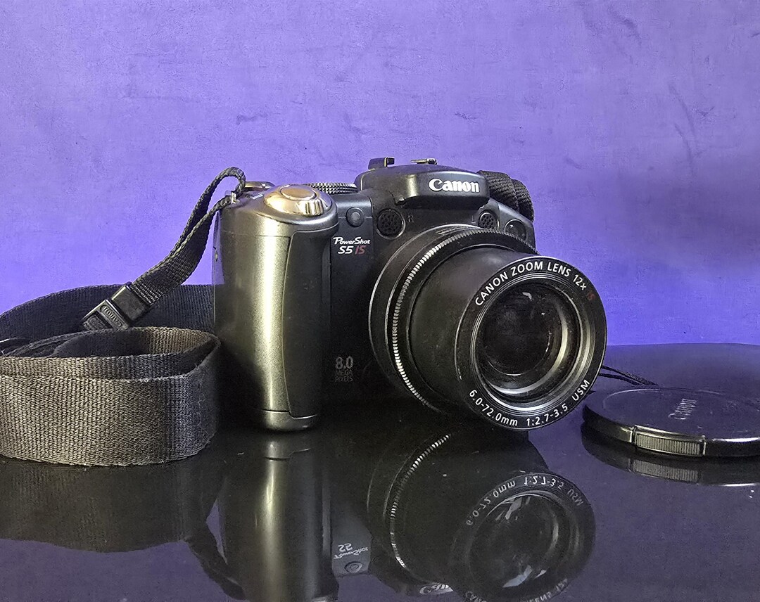 Canon Powershot S5 IS Black Digital Camera. Y2K Digital Camera. Working ...