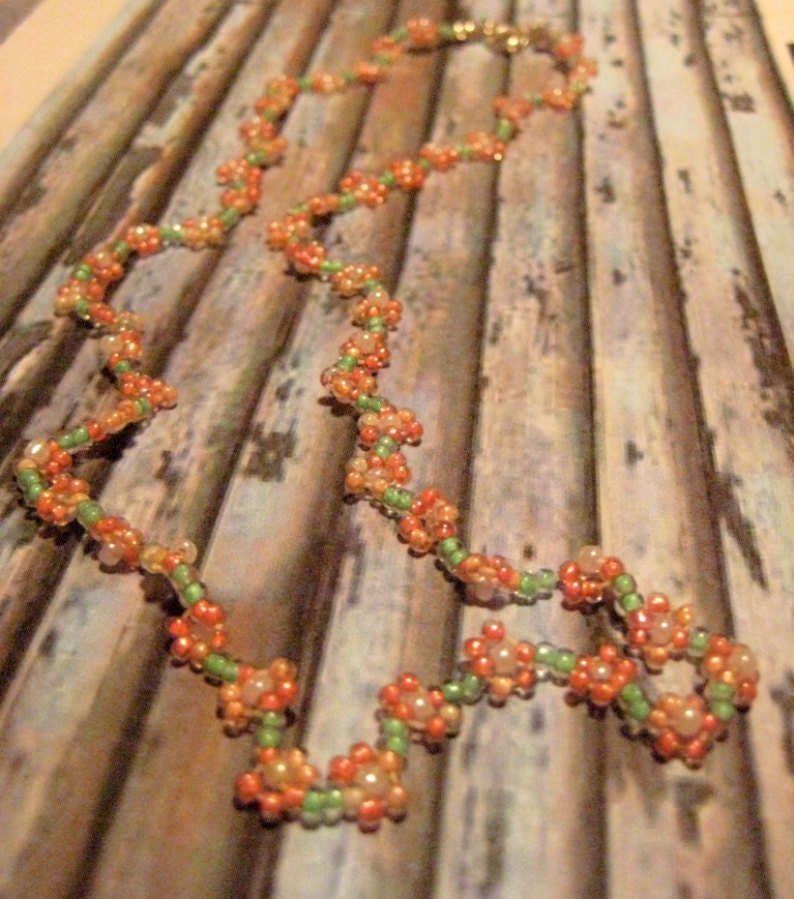 Daisy Chain Necklaces With Clasp - Etsy