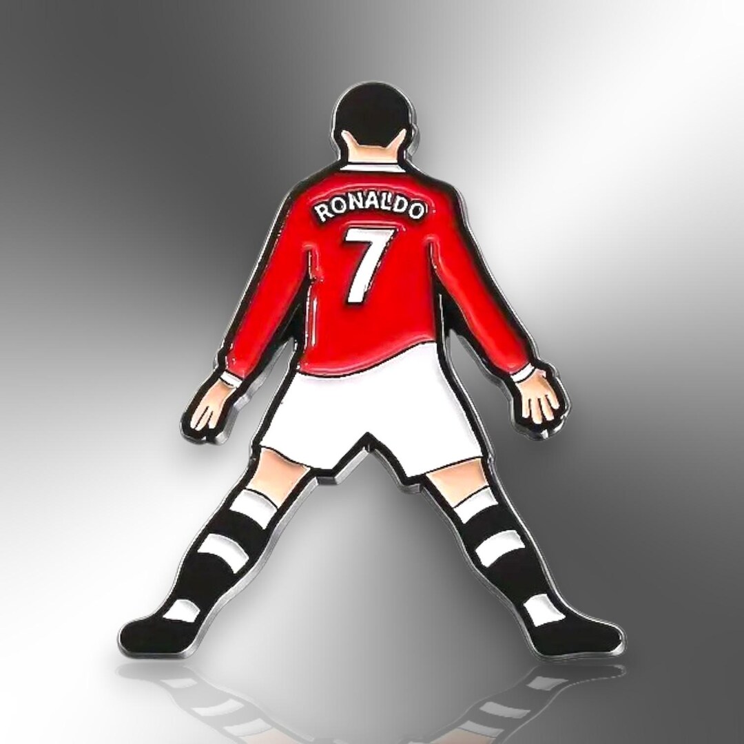 Ronaldo Footballer Enamel Lapel Pin, Soccer Brooch Badge, Sporty ...