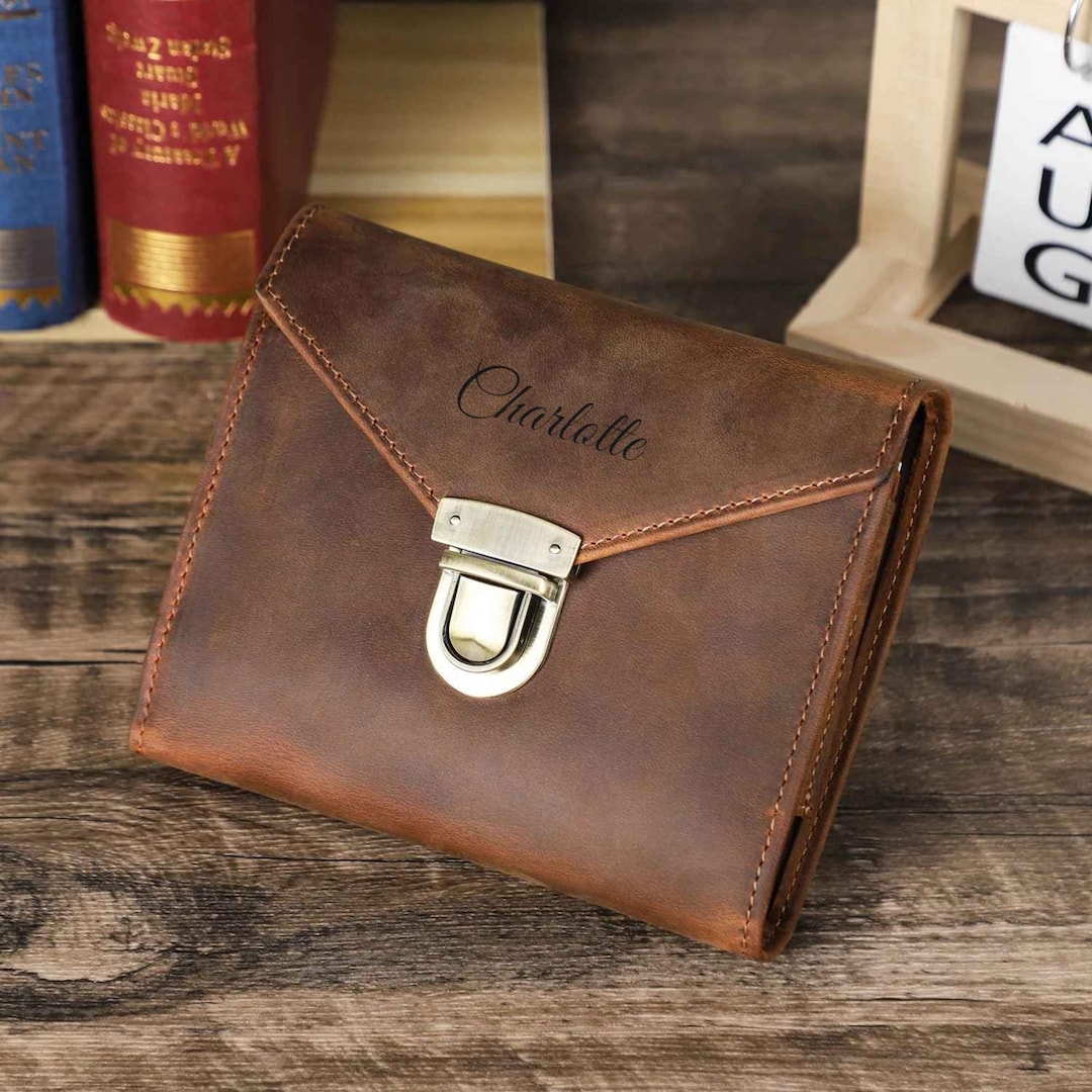 Personalised Leather Playing Card Holder - Custom Poker Card Case for ...