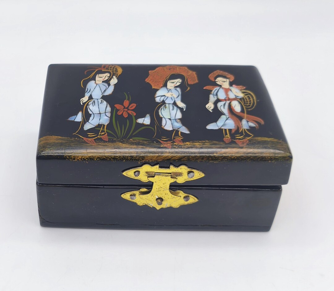 Vintage Vietnamese Jewelry Trinket Box With Mother of Pearl Inlay ...