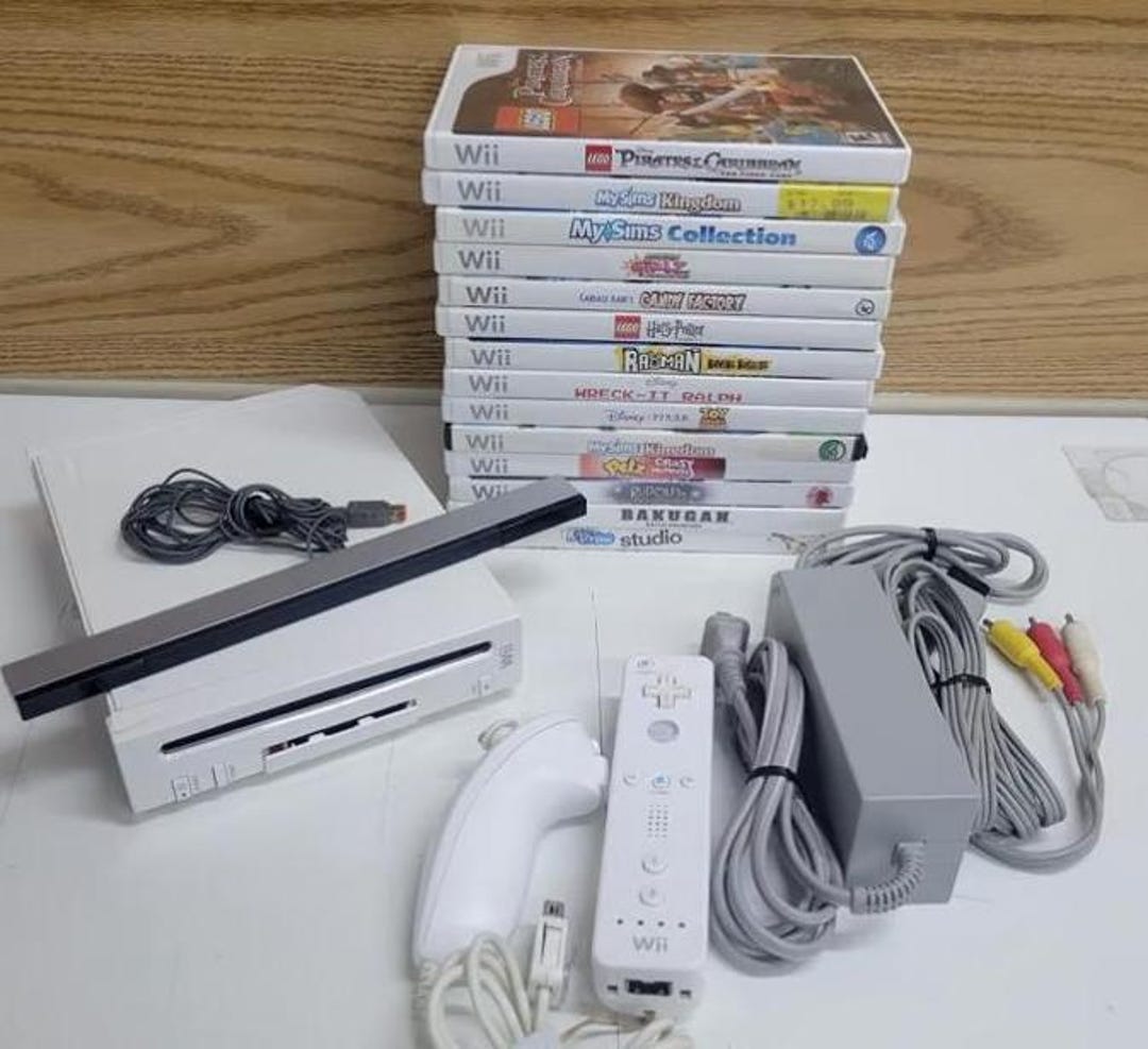 Nintendo Wii Console RVL-001 USA Bundle With 14 Games, - Etsy