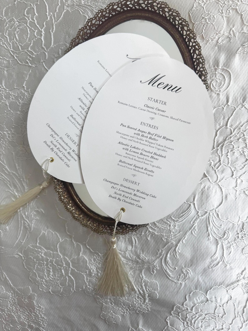 Custom Elegant Oval Wedding Menus With Tassel - Etsy