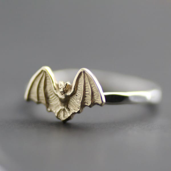 Bat Ring - Etsy
