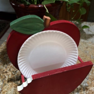 Apple Paper Plate Wall Hanging Holder - Etsy