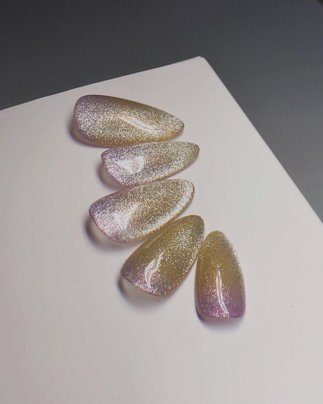 Cat Eyes False Nails | Glitter Nails | Shinny Nails | Cat Eyes Press on ...