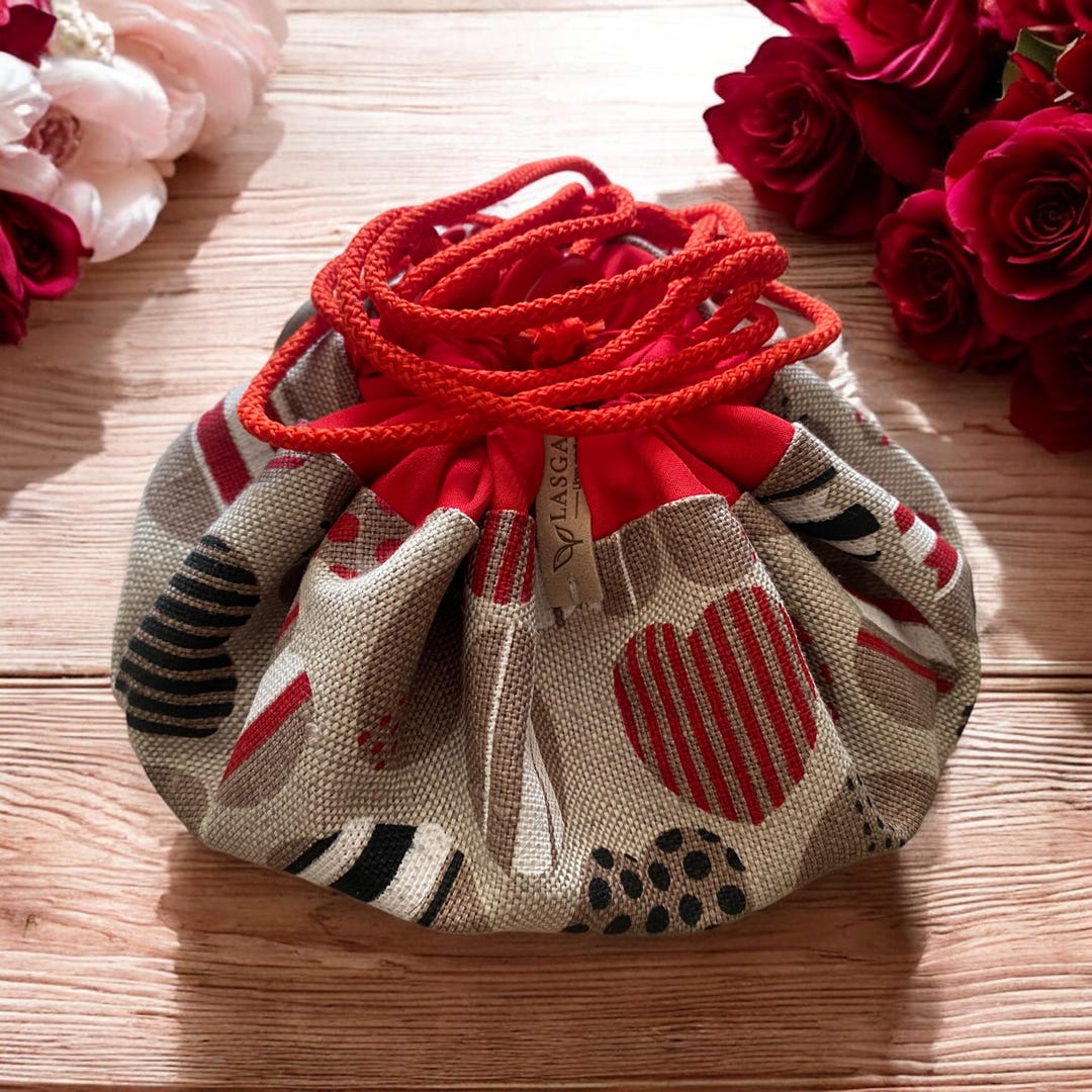Sewing Pattern, Easy Pattern for Round Drawstring Makeup Bag ...