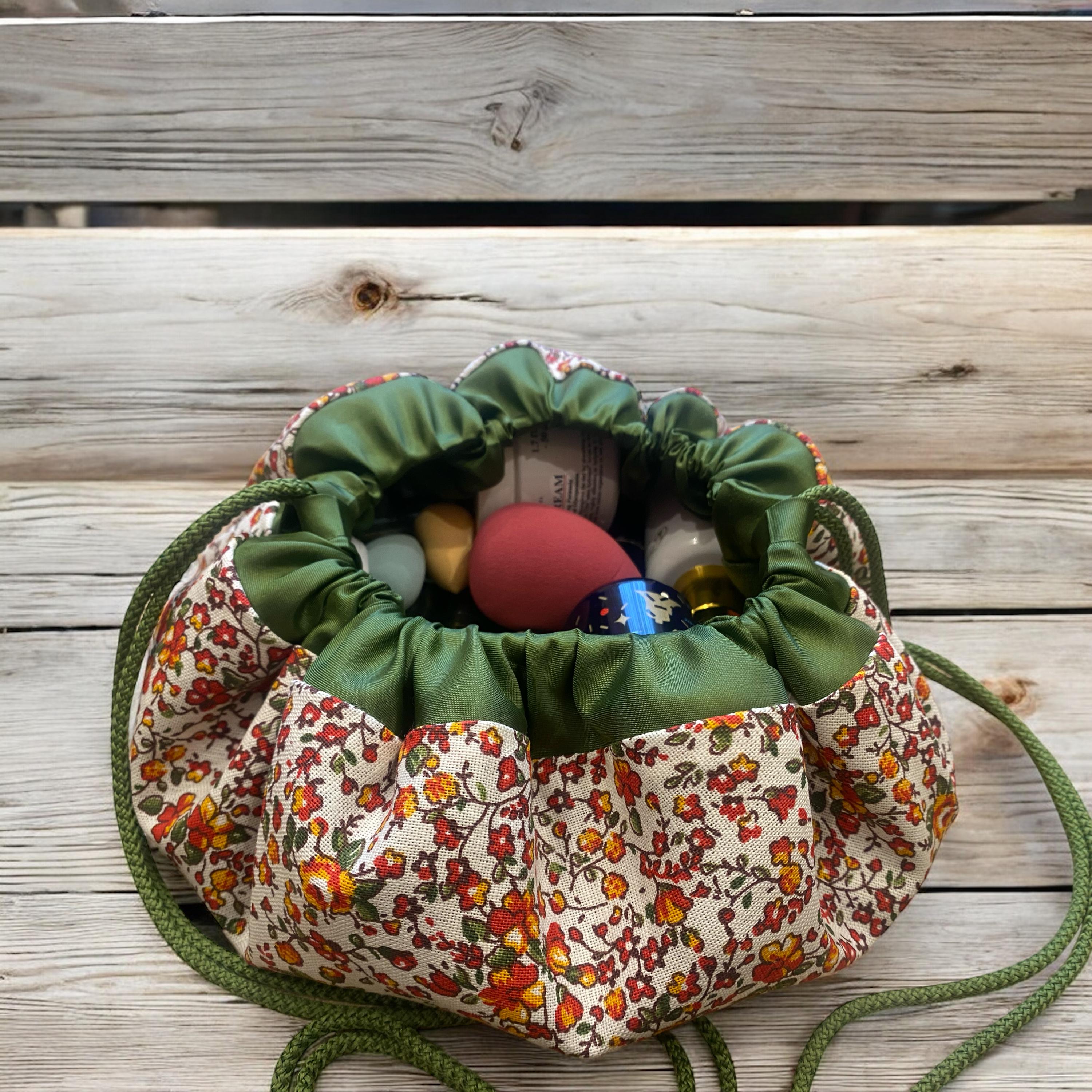 Sewing Pattern, Easy Pattern for Round Drawstring Makeup Bag ...