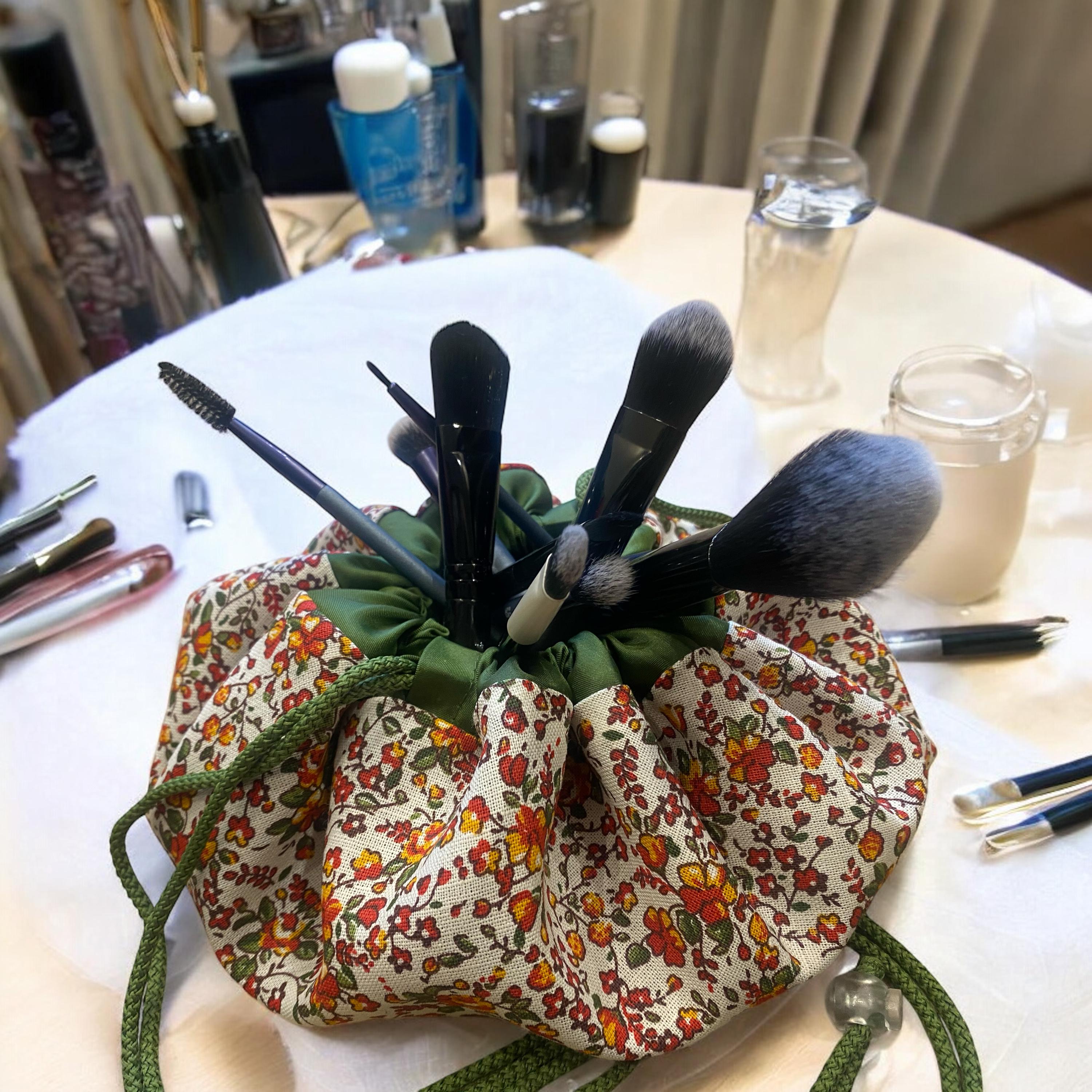 Sewing Pattern, Easy Pattern for Round Drawstring Makeup Bag ...