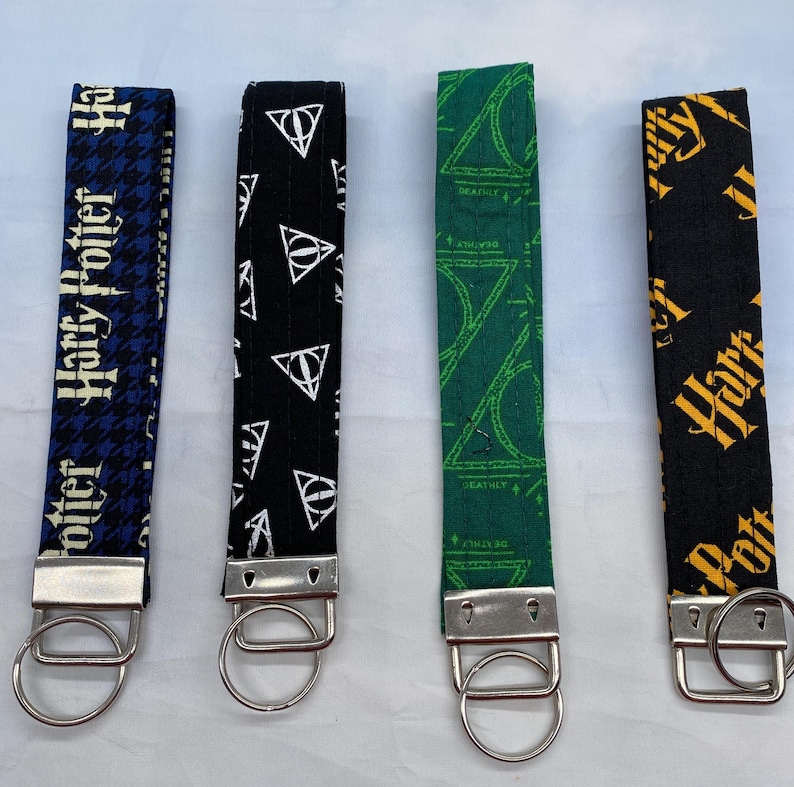 Harry Potter Hogwarts Designs Wrist Strap Key Fob Keychain 1 X 5.5 ...