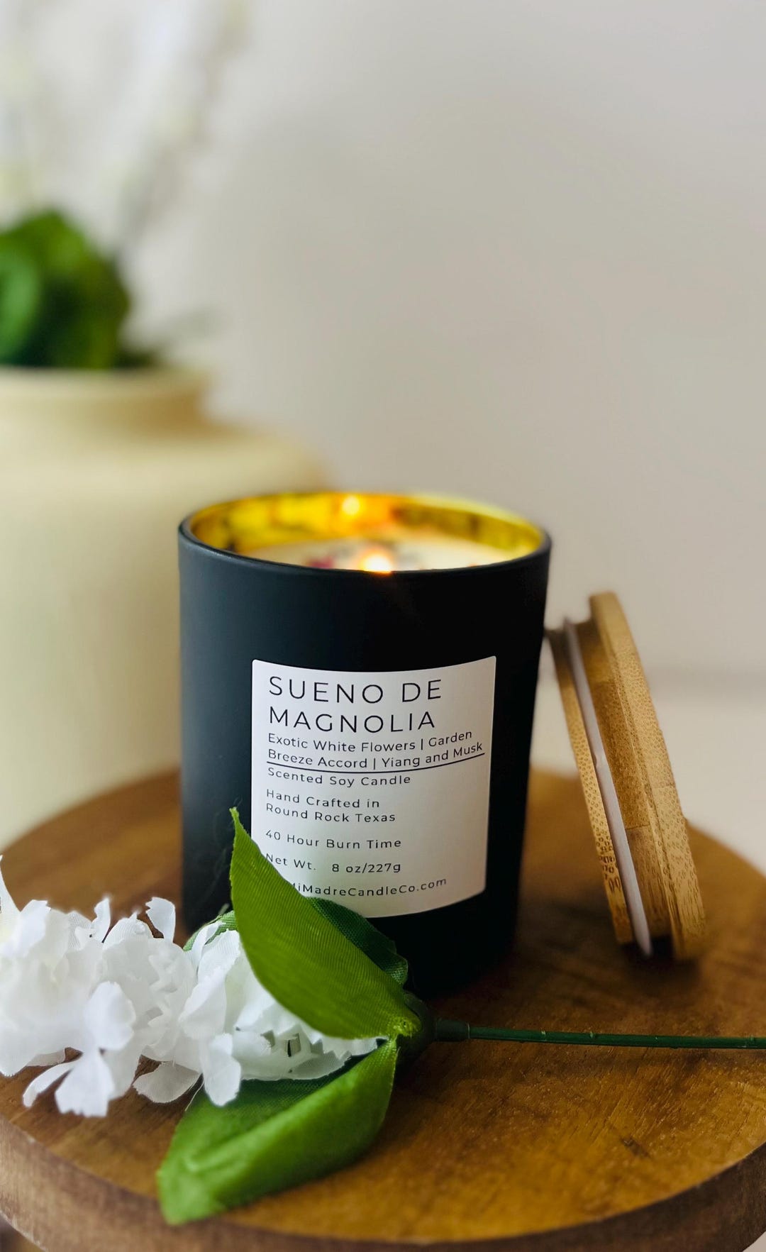 Magnolia Scented Candle: Hand Poured Soy Wax, Vegan Gift - Etsy