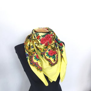Portuguese Shawl, Viana's Tradicional Folklore Scarf Yellow (square ...