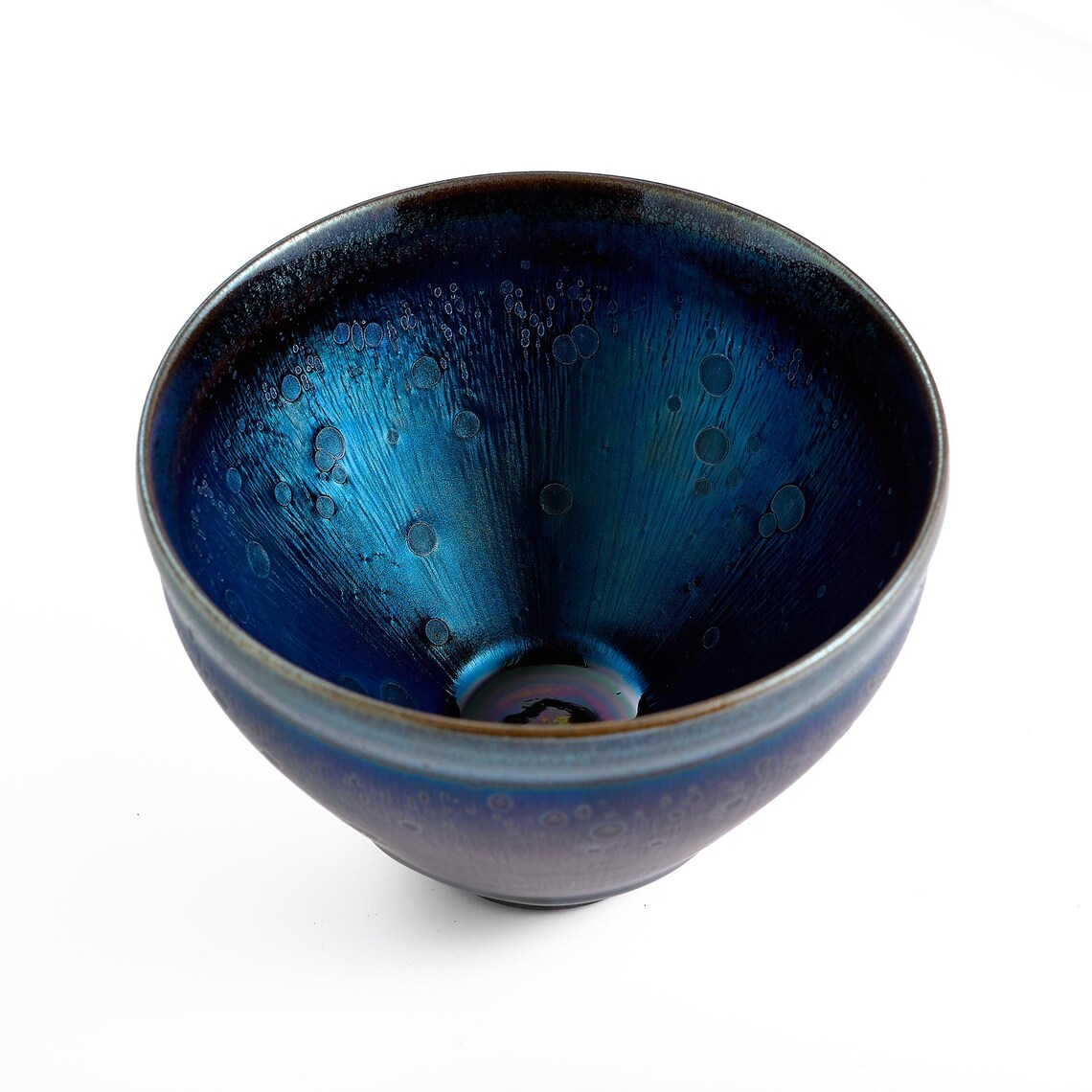 Tenmoku Ceramics Tea Bowls With a Dark Glaze That Resembles Oil ...