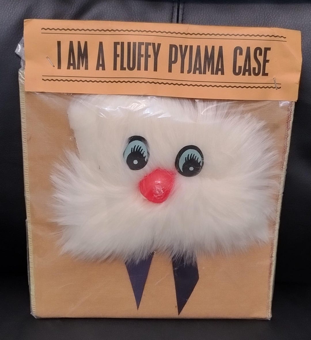 Vintage / Retro Quirky Kitsch Fluffy Face Pyjama Case in Unopened ...