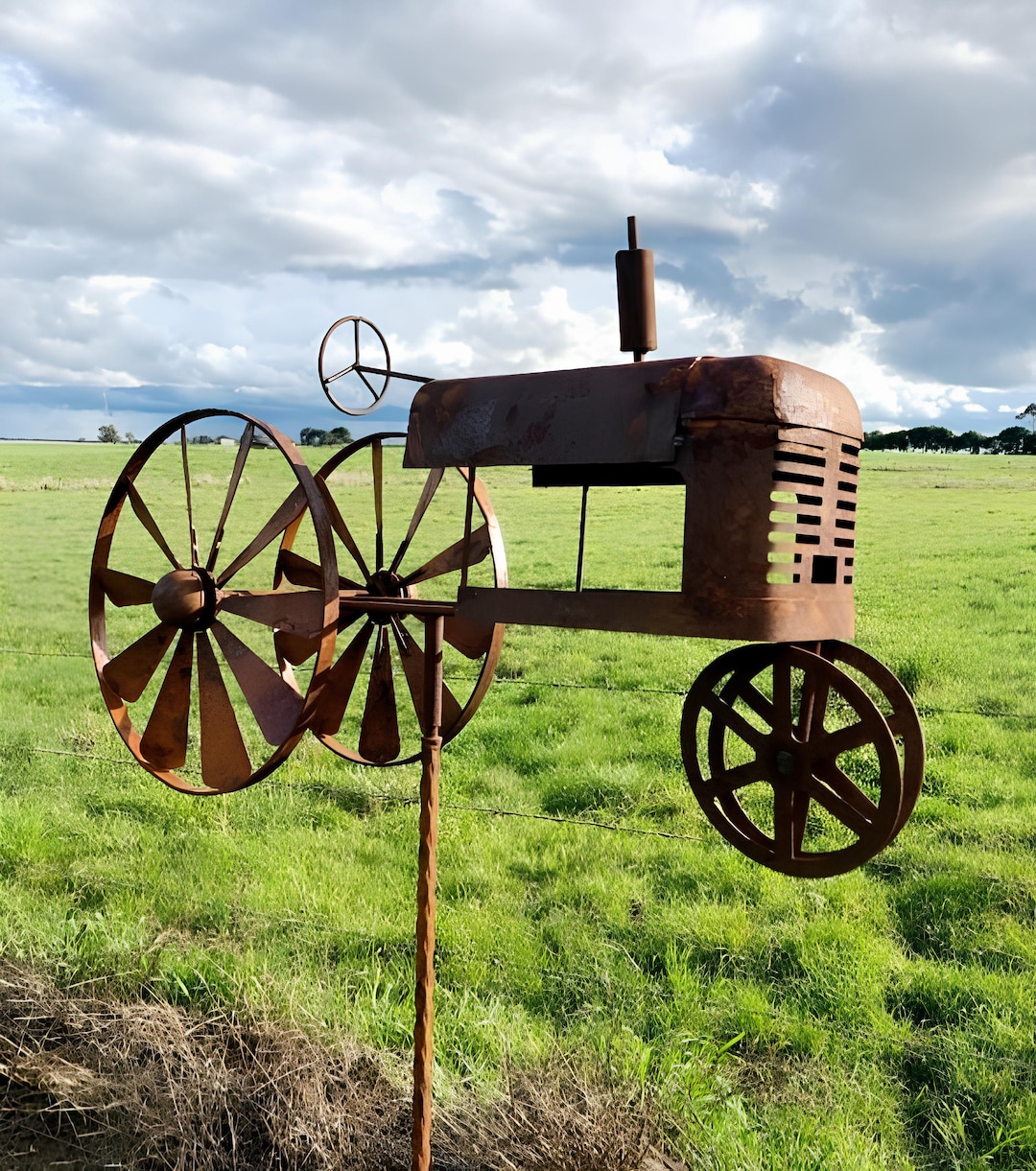 Rusty Metal Tractor Wind Spinner Garden Ornament – Vintage Farm Style ...