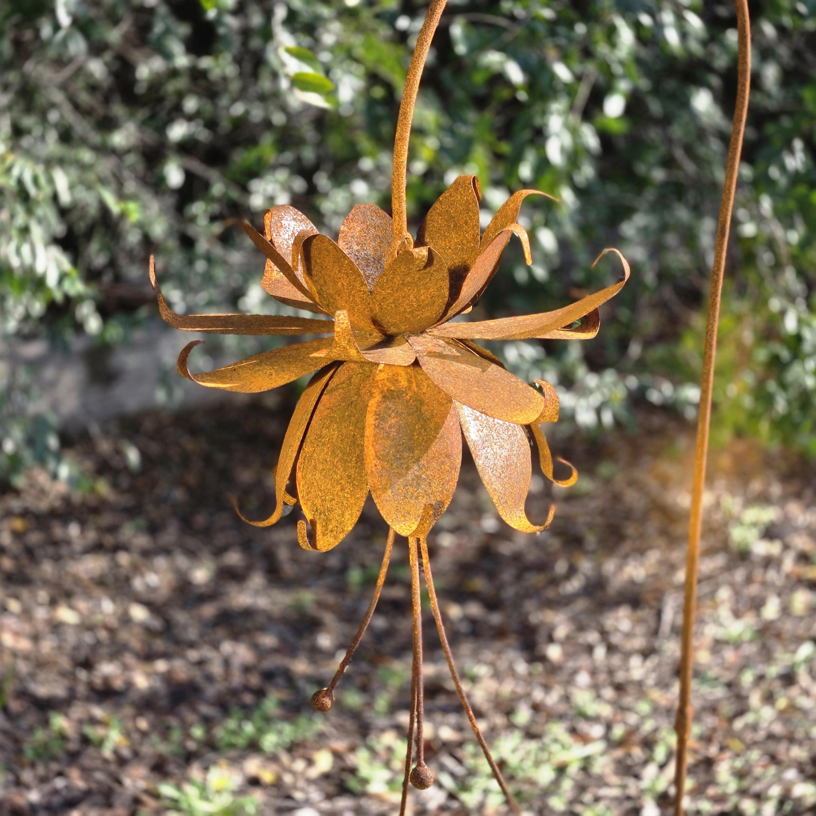 Rustic Metal Flower Stake, Garden Art Sculpture, Low-carbon Steel - Etsy