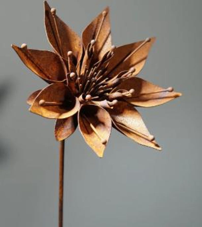 Rustic Metal Flower Stake, Garden Art Sculpture, Low-carbon Steel - Etsy