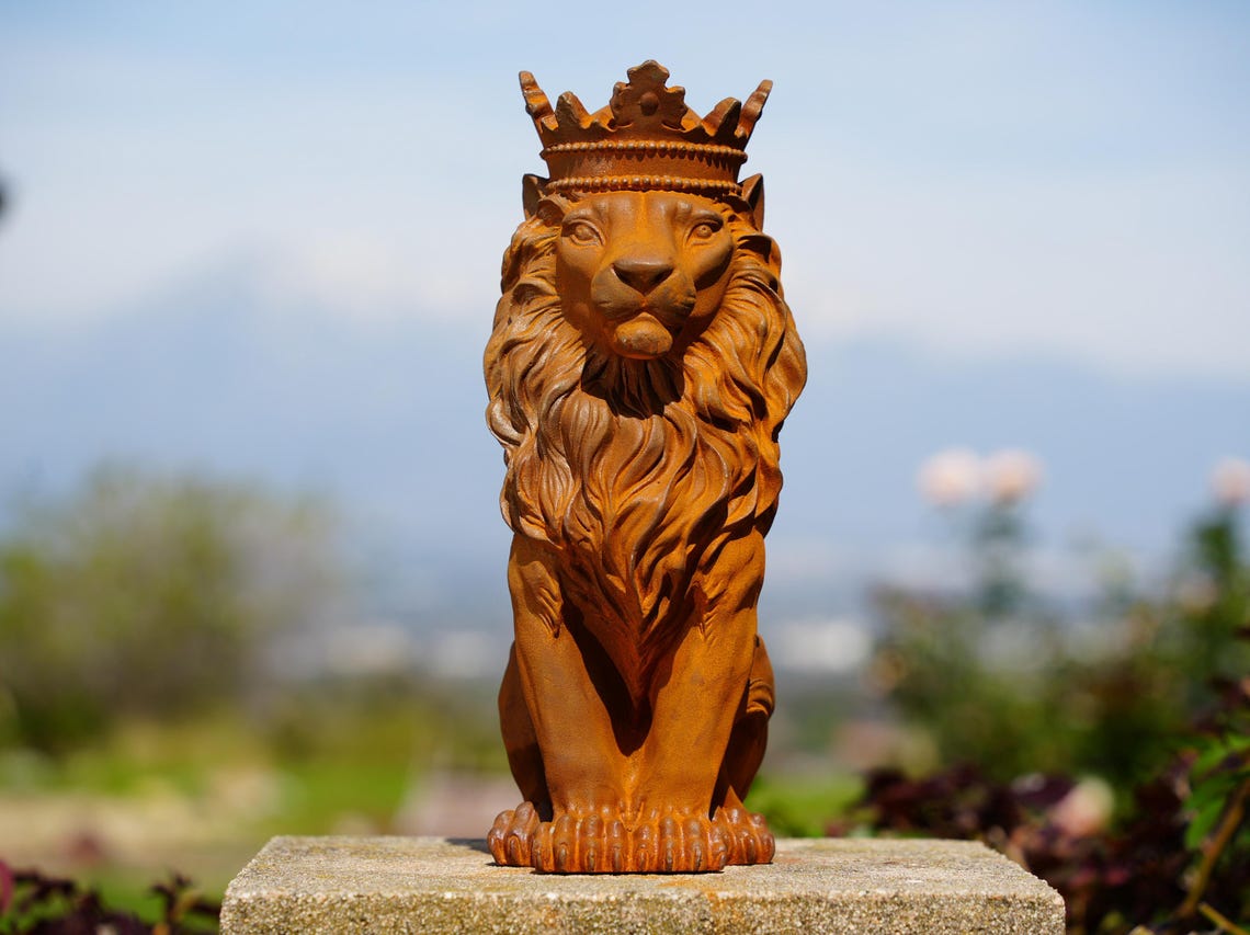 Cast Iron Lion Statue With Crown – Vintage Rust Garden Decor - Etsy