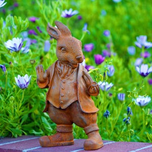 Metal Cast Iron Rabbit Statue - Rustic Vintage Bunny Garden Decor - Etsy