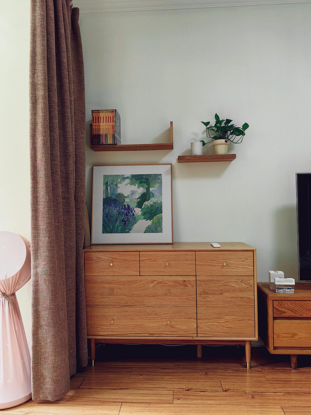 Solid Wood Wall Shelf, Wall Mounted Wall Bedroom Monogram Partition ...