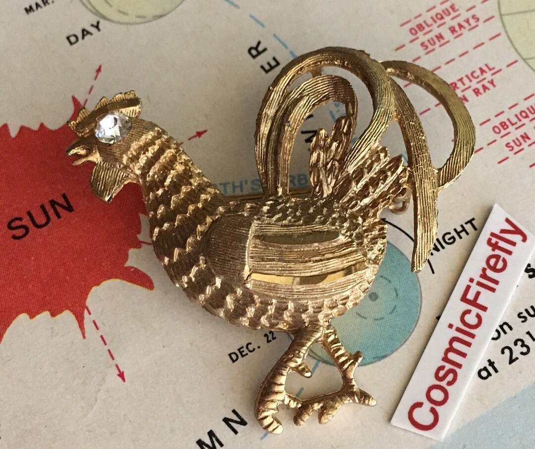 Small Vintage Rooster Pin Brooch Costume Jewelry Crystal Eye Gold Tone ...