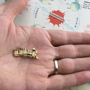 Tiny Vintage Brass Steam Train Lapel Pin Wild West Steampunk Brooch ...