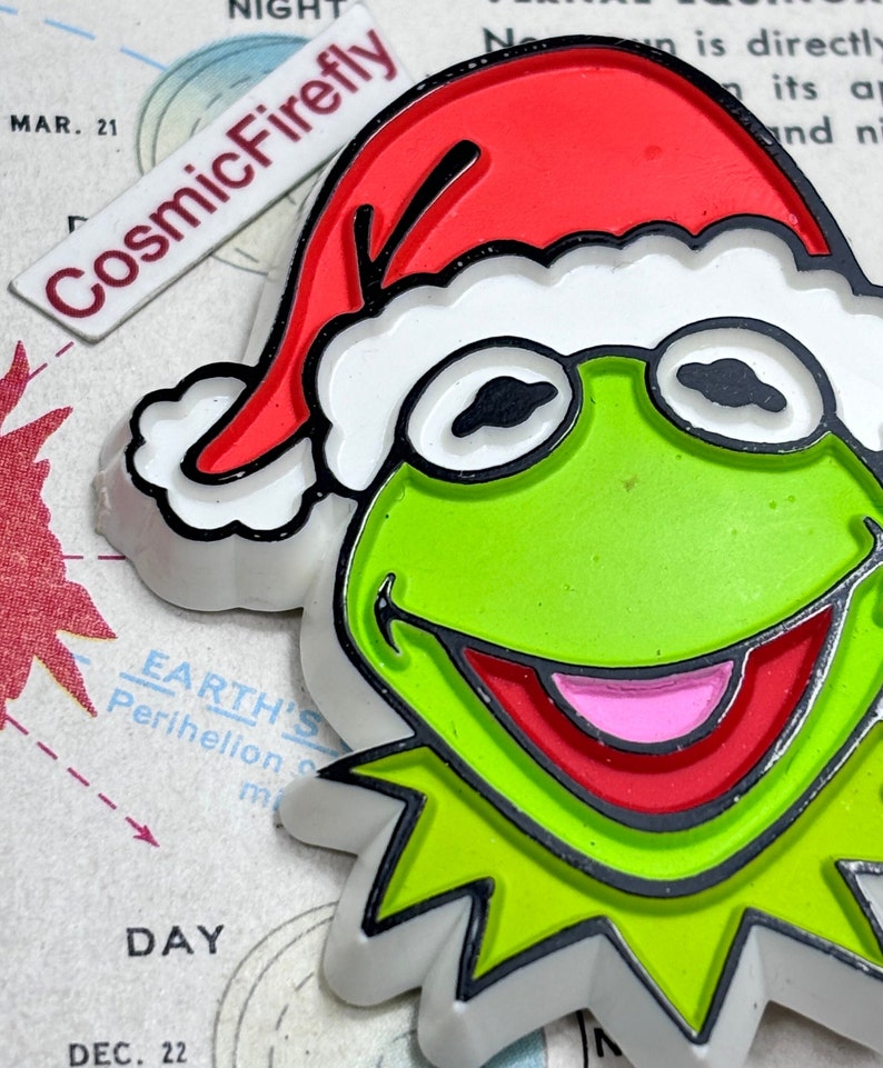 1970's Vintage Santa Kermit the Frog Pin Brooch Henson Associates Red ...