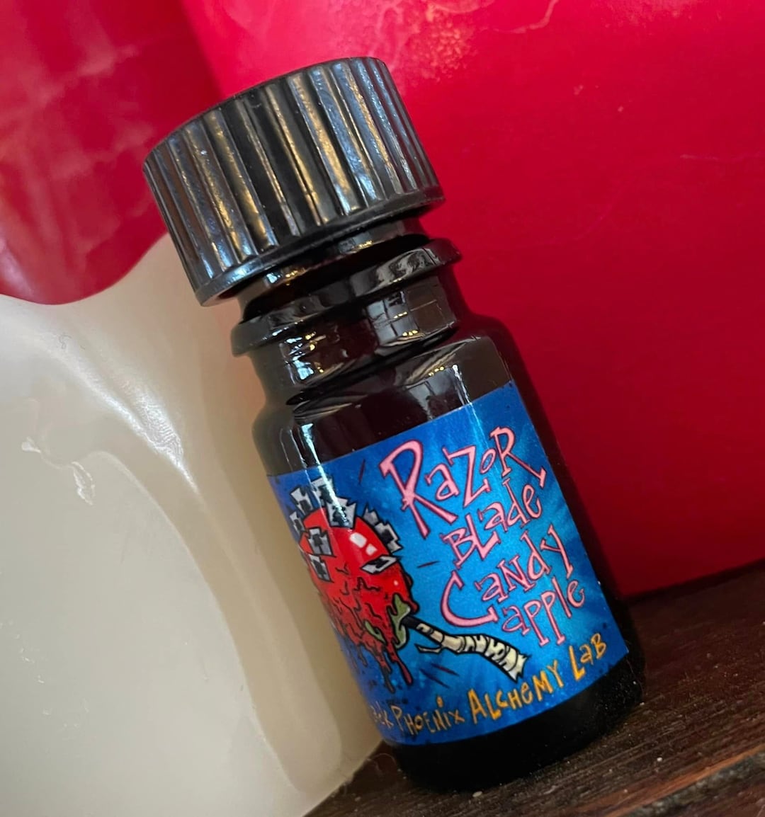 Razor Blade Candy Apple Perfume Oil 5ml Black Phoenix Alchemy Lab - Etsy