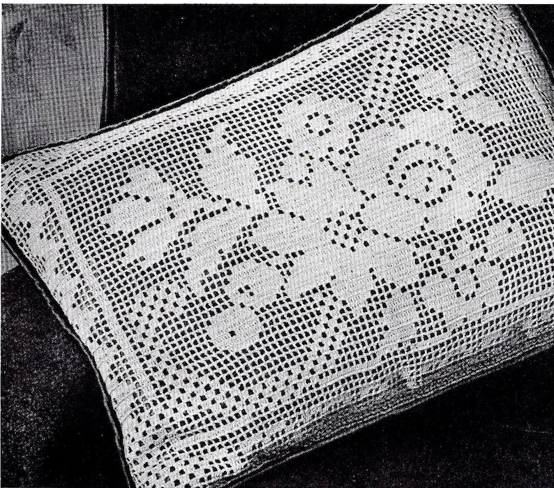 Vintage Filet Crochet Patterns Mid Century Tablecloths Luncheon Sets ...
