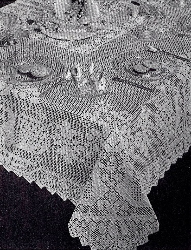 Vintage Filet Crochet Patterns Mid Century Tablecloths Luncheon Sets ...