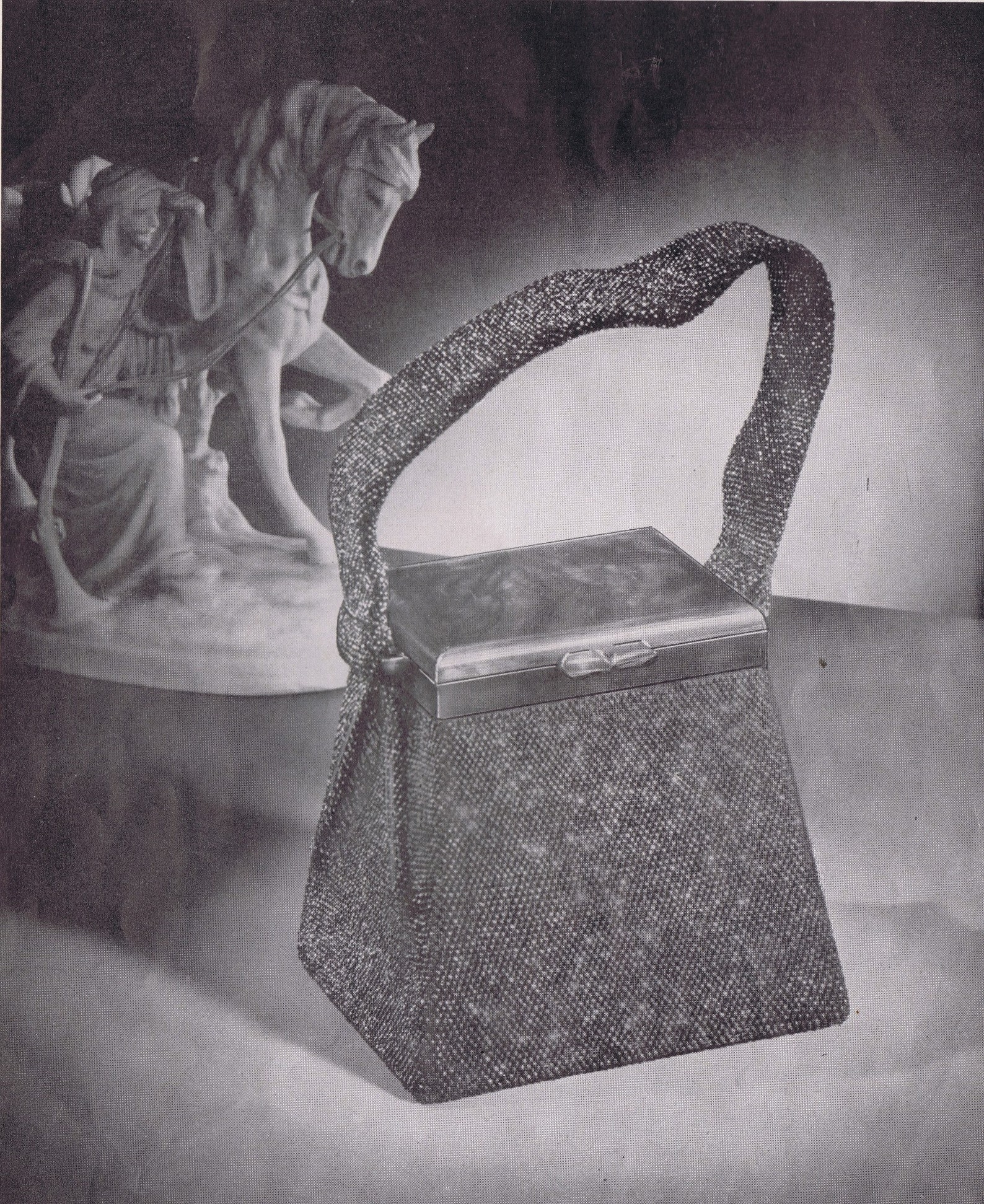 Vintage Bag Patterns Bead Crochet Hand 1940s Beaded Handbags by Wonoco ...