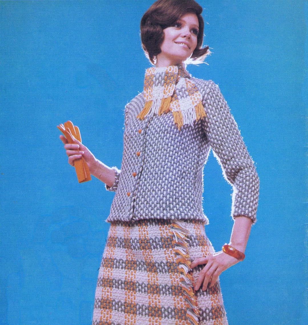 Vintage Crochet Pattern Woven Two Piece Suit Features Scarf - Etsy