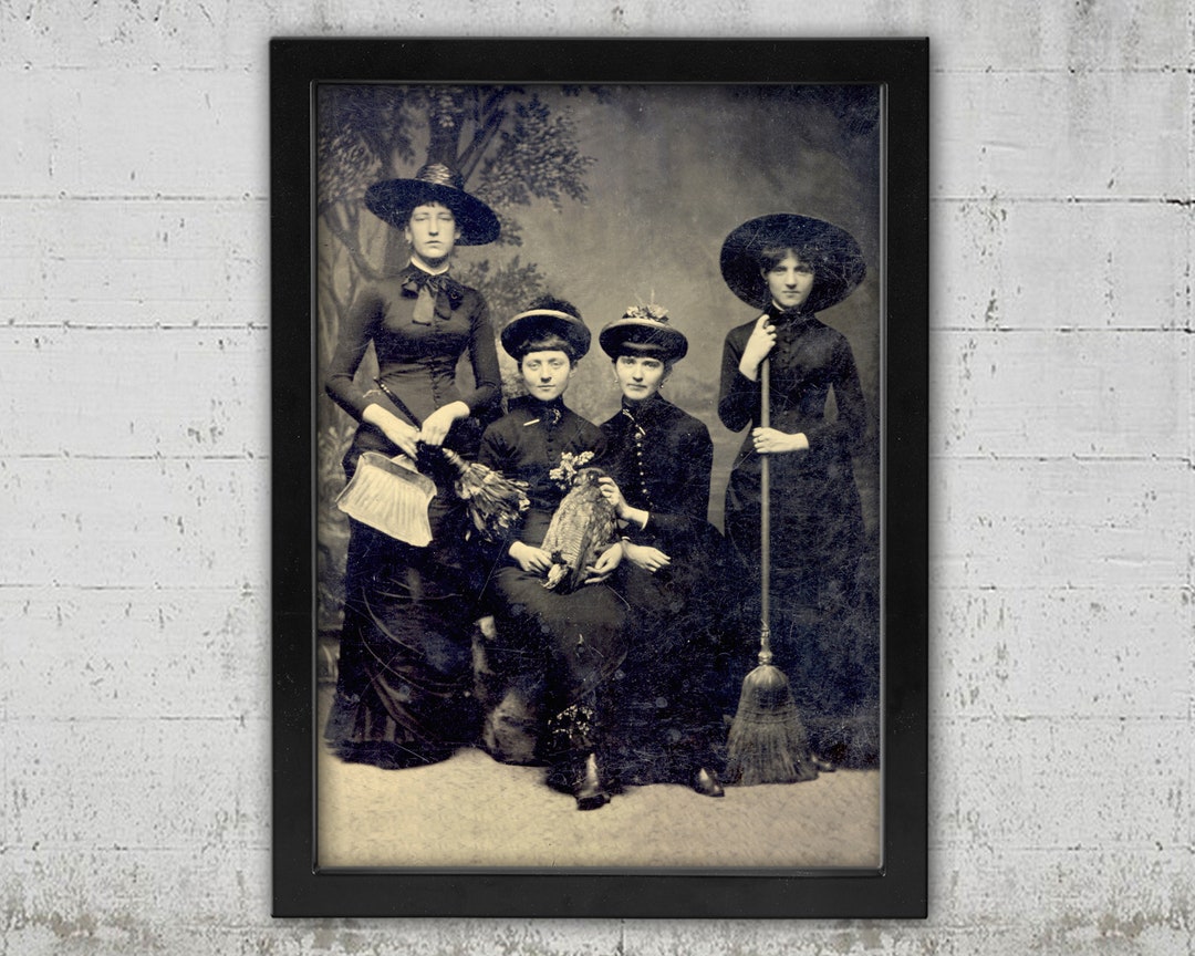 Victorian Witches Framed Canvas Art: Occult Halloween Decor (12x16 Inch ...