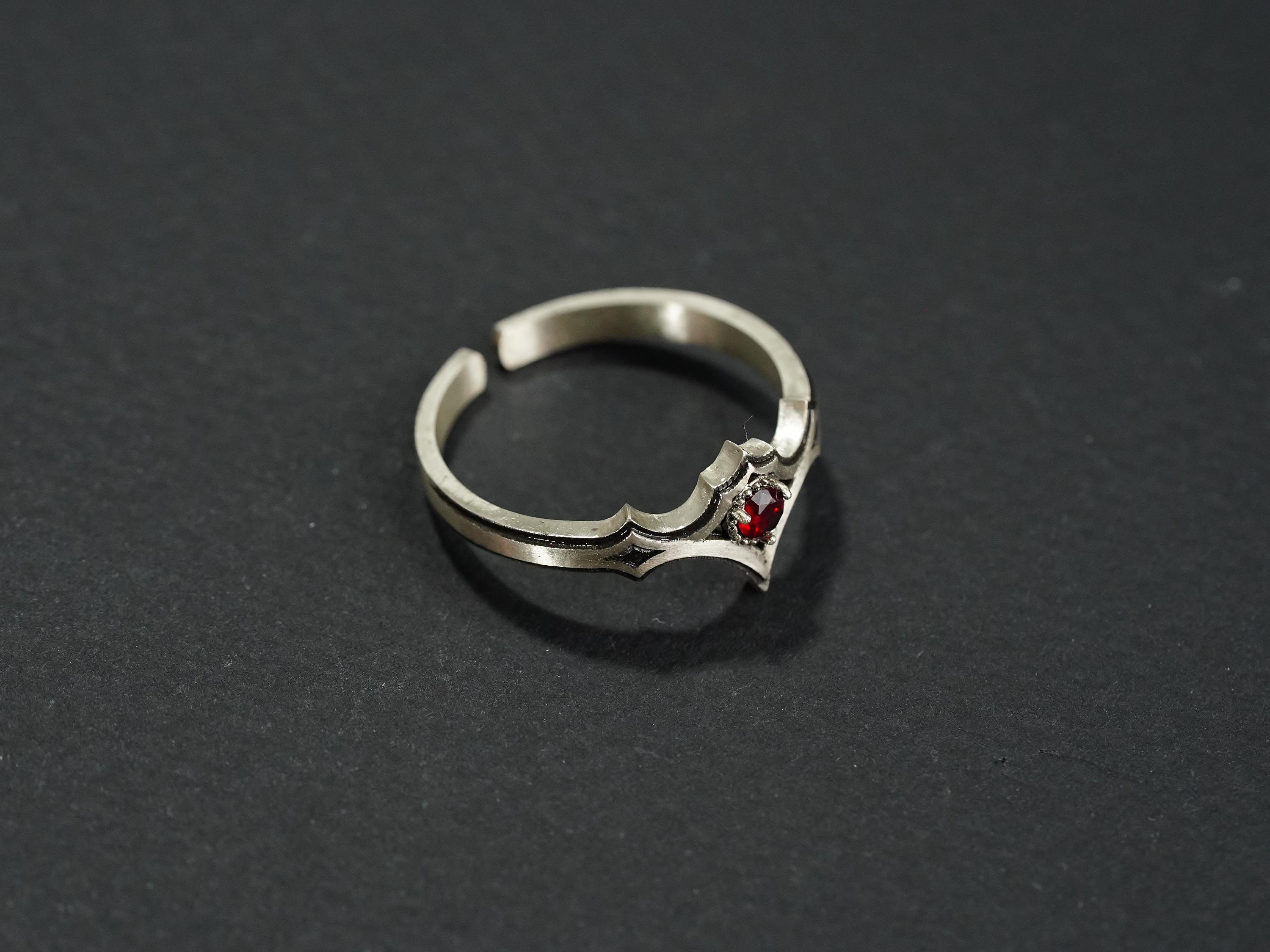 EXCLUSIVE Cazador's Ring From Baldur's Gate 3, Szarr Family Custom 950 ...