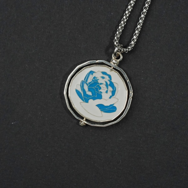 Arcane Necklace Blue Rose - Etsy