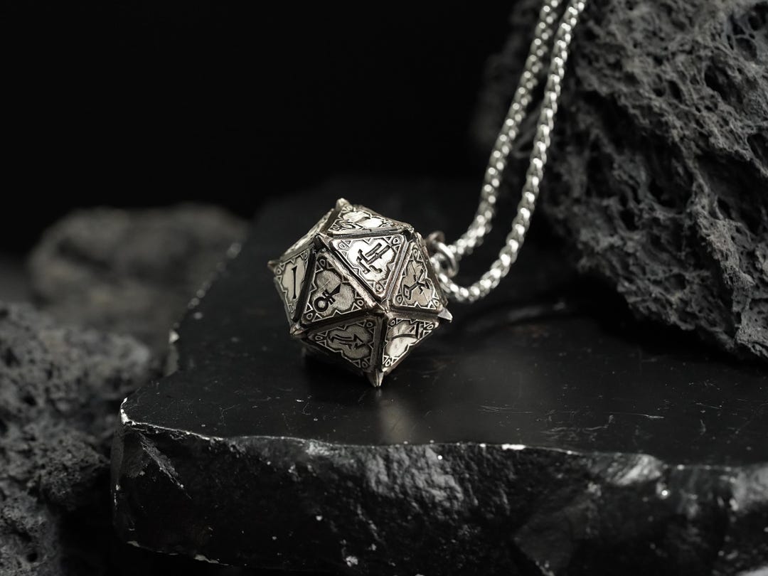 EXCLUSIVE Baldur's Gate 3 Shadowheart Artifact Necklace, Handmade ...