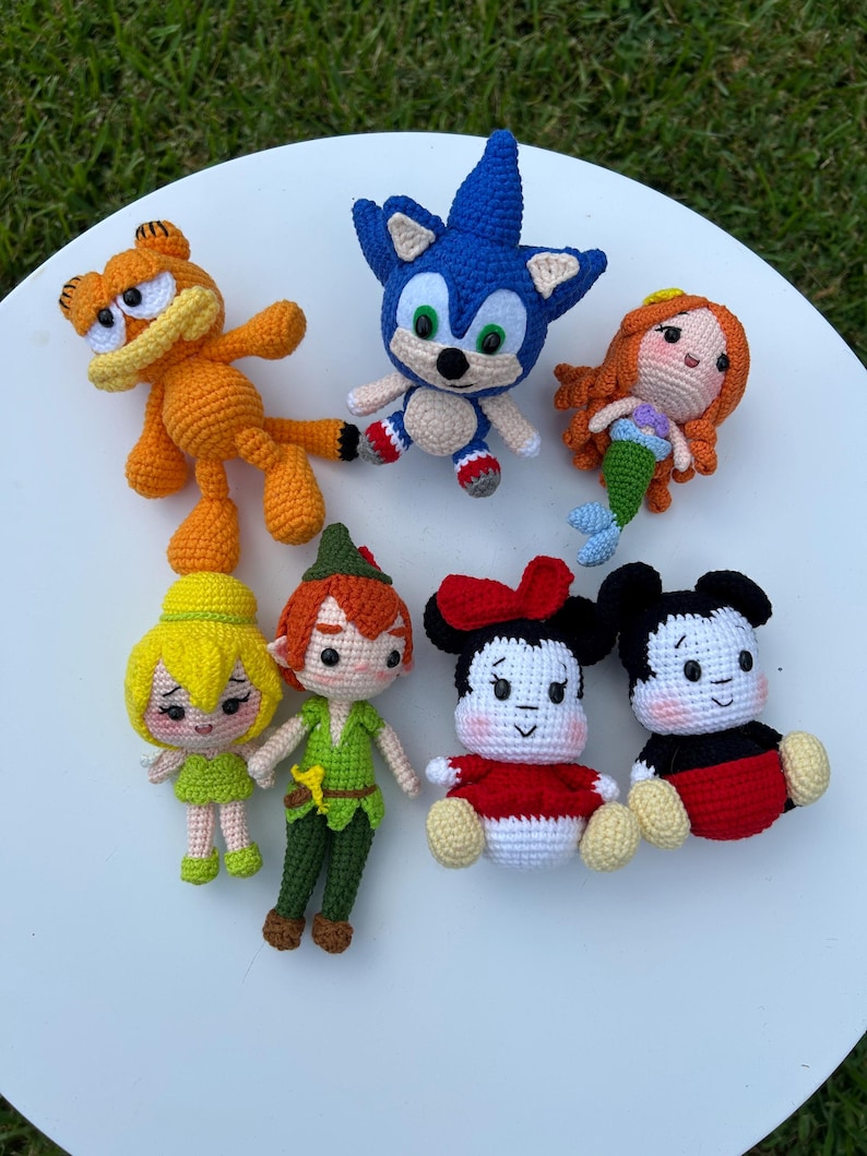 Crochet Amigurumi Keychain, Cartoon Character Plushie - Etsy
