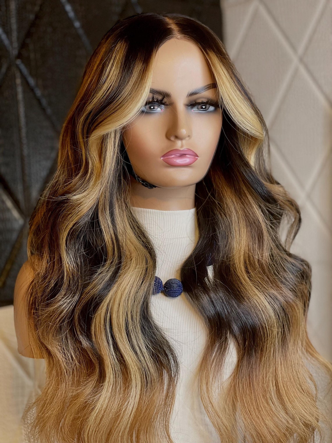 Custom Glueless 5x5 Closure Unit With Highlights - Etsy