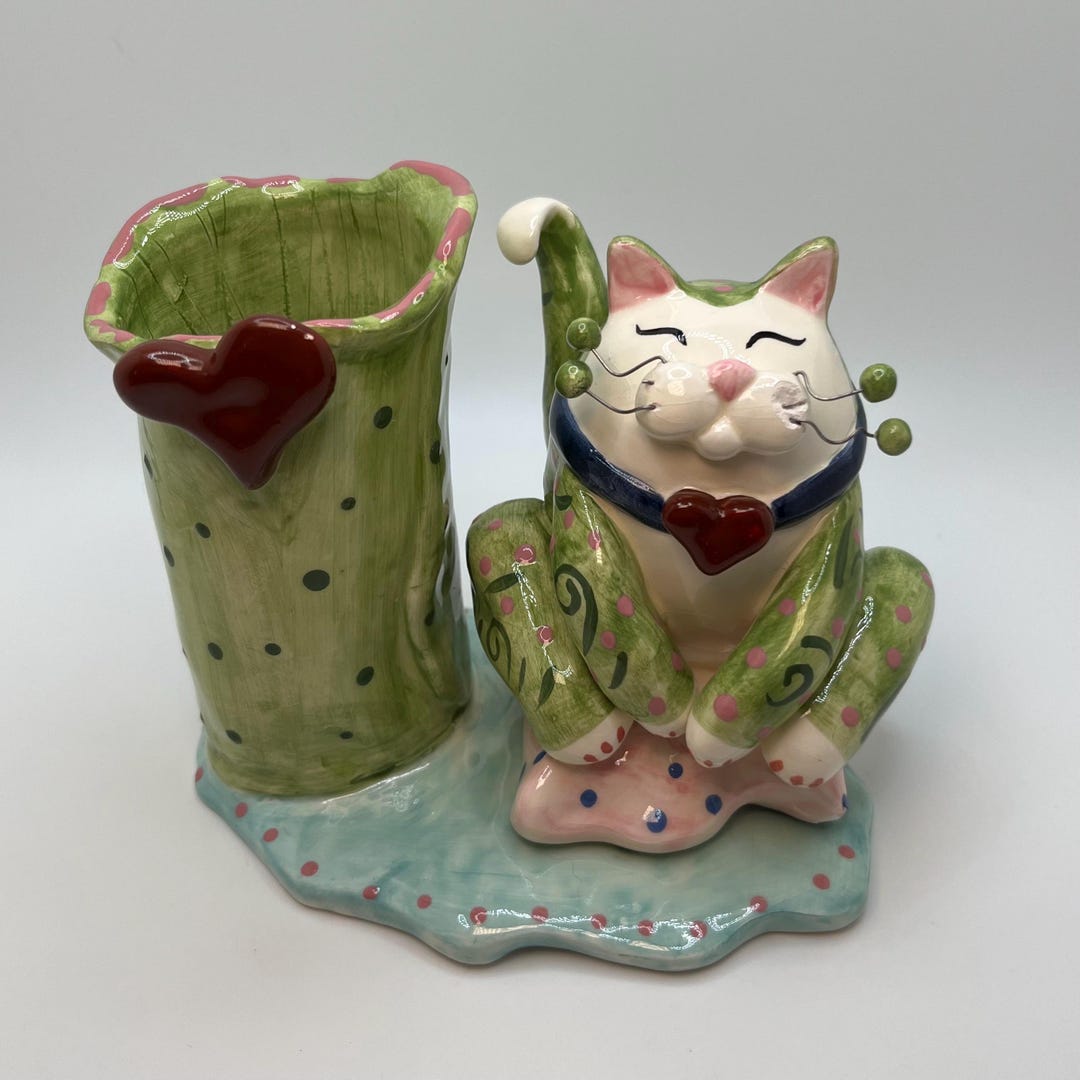 Vintage Amy Lacombe Whimsiclay Sitting Cat Vase Figurine Green Spirals ...
