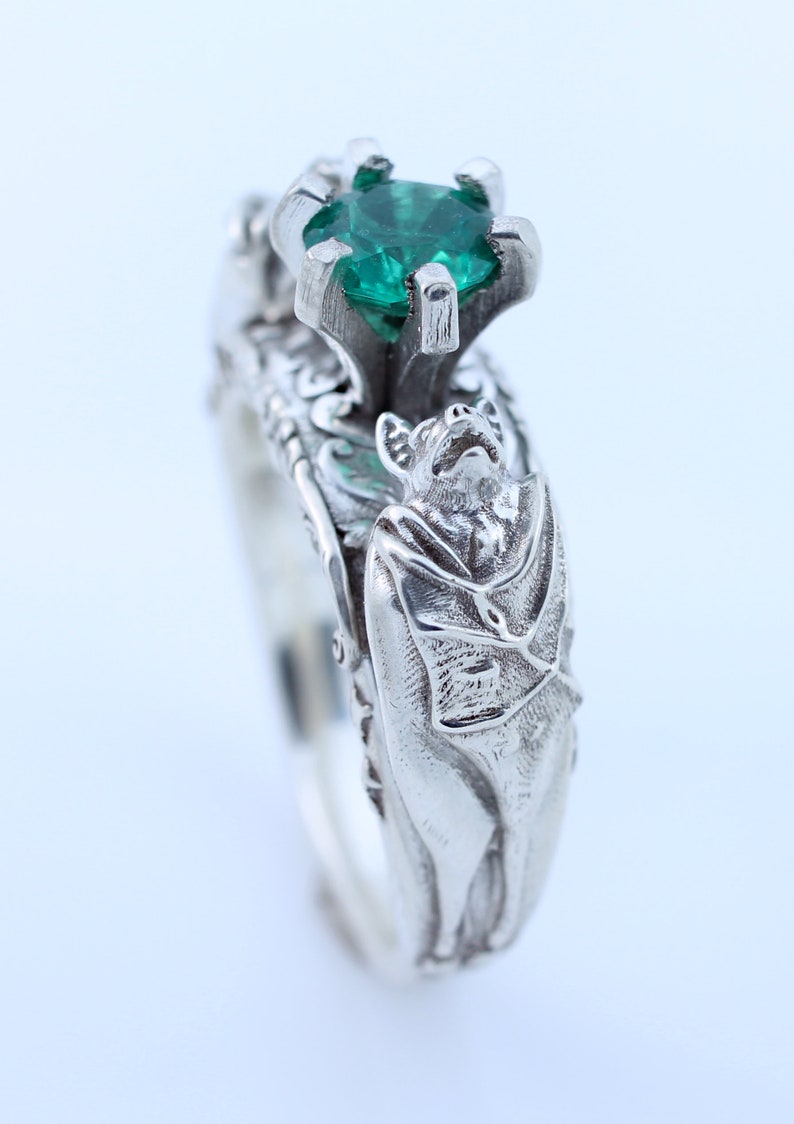 Emerald Bat Ring Bat Jewelry Silver Ring Gothic Jewelry Gothic Rings ...