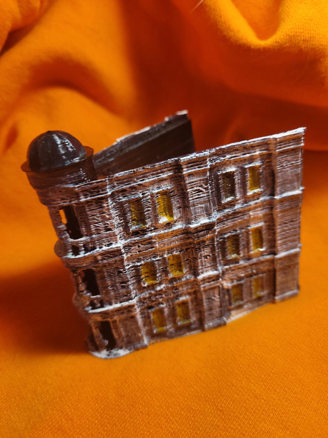 3D Printed/handpainted Gringott's Bank - Etsy