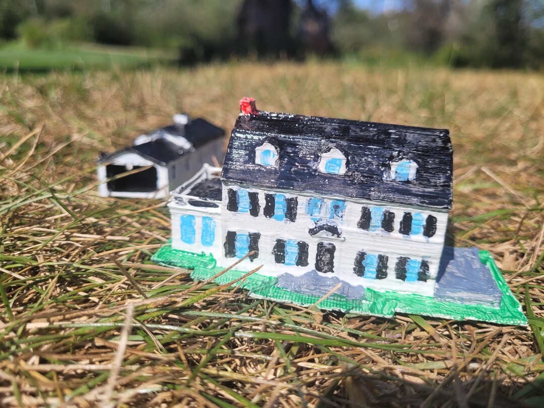 3d Printed/hand Painted Amityville Horror House W/boathouse - Etsy