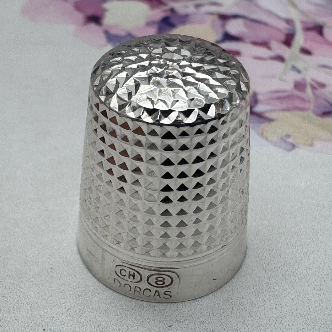 Vintage Dorcas Silver Thimble by Charles Horner - Hallmarked - Size 8 ...