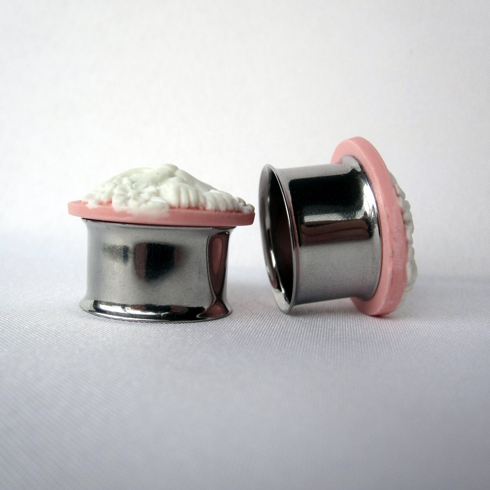 Pair of Cat Cameo Plugs Black or Pink Kitty Plugs Girly - Etsy