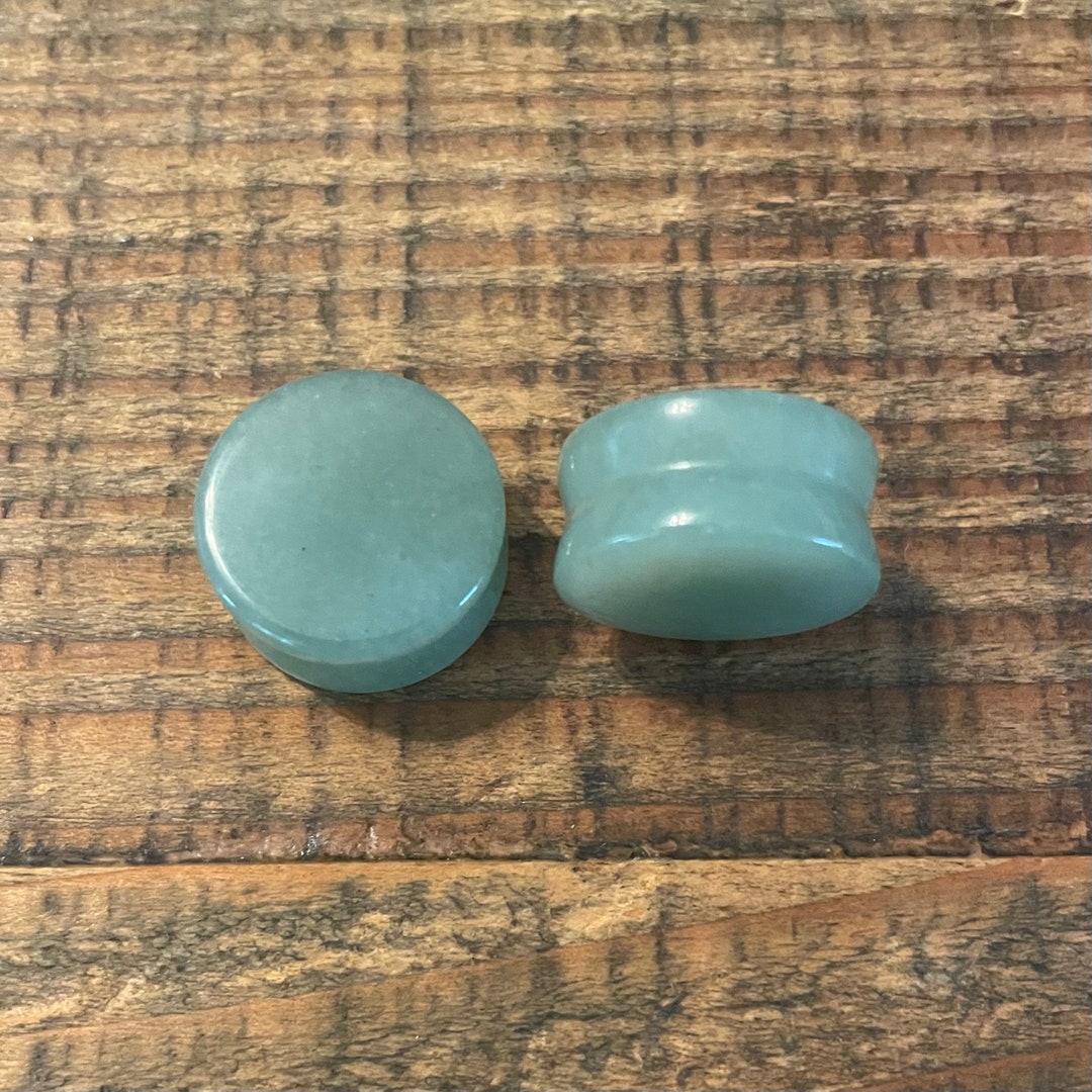 Pair of Calming Green Jade Saddle Plugs - Etsy