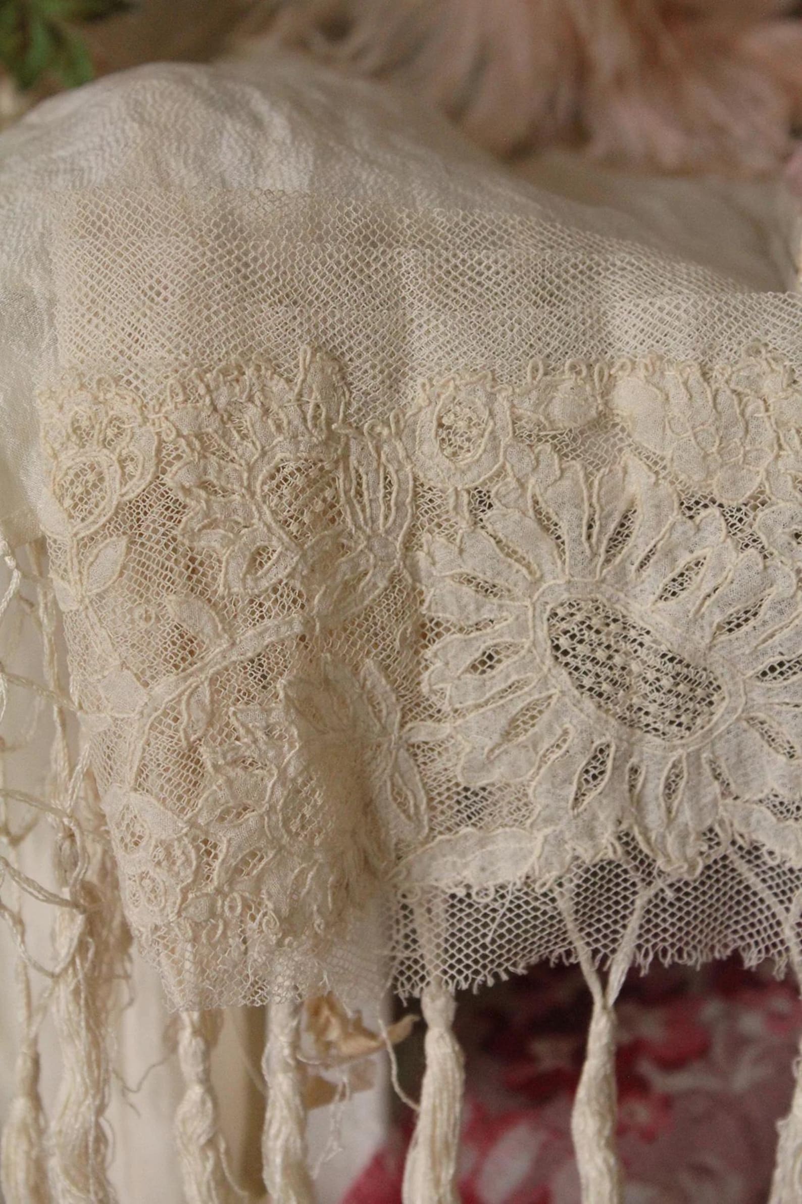 Reclaimed Fine Applique Lace Sample (tassles Not Included) - Etsy UK