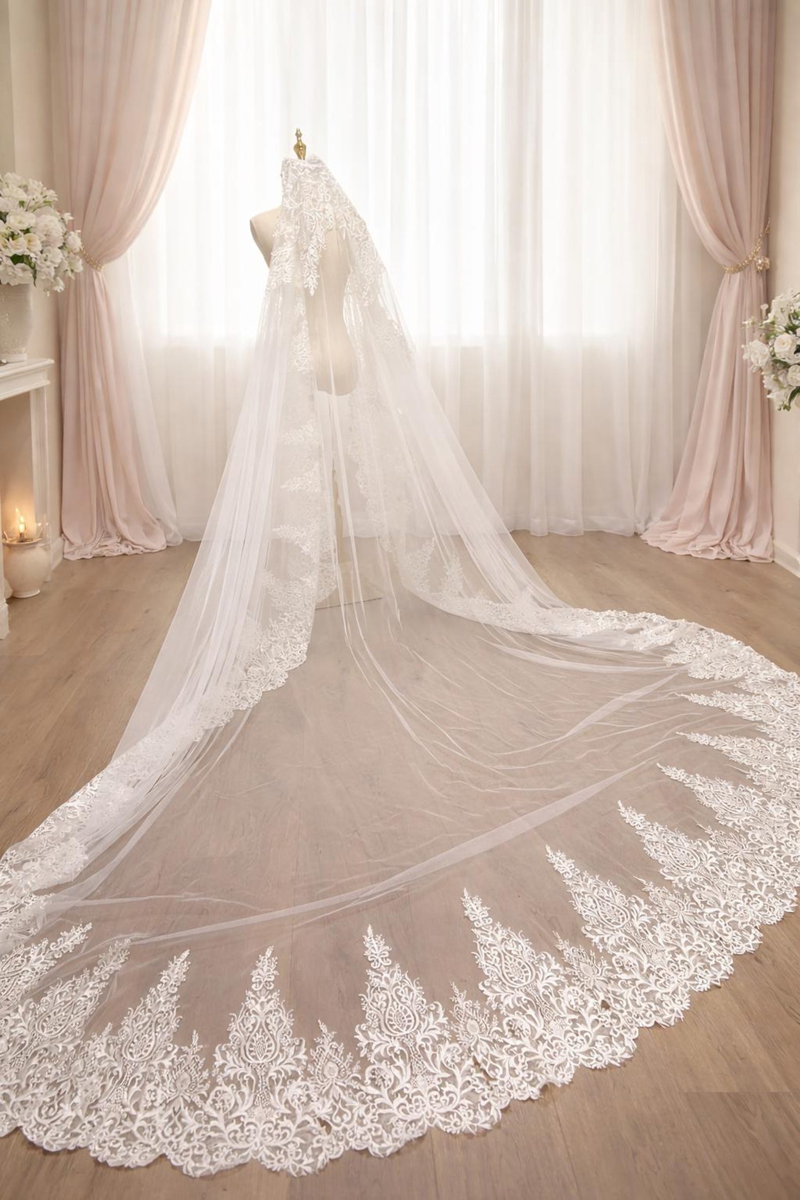 Cathedral Chantilly Mantilla Heavy Lace Wedding Veil Couture Original ...