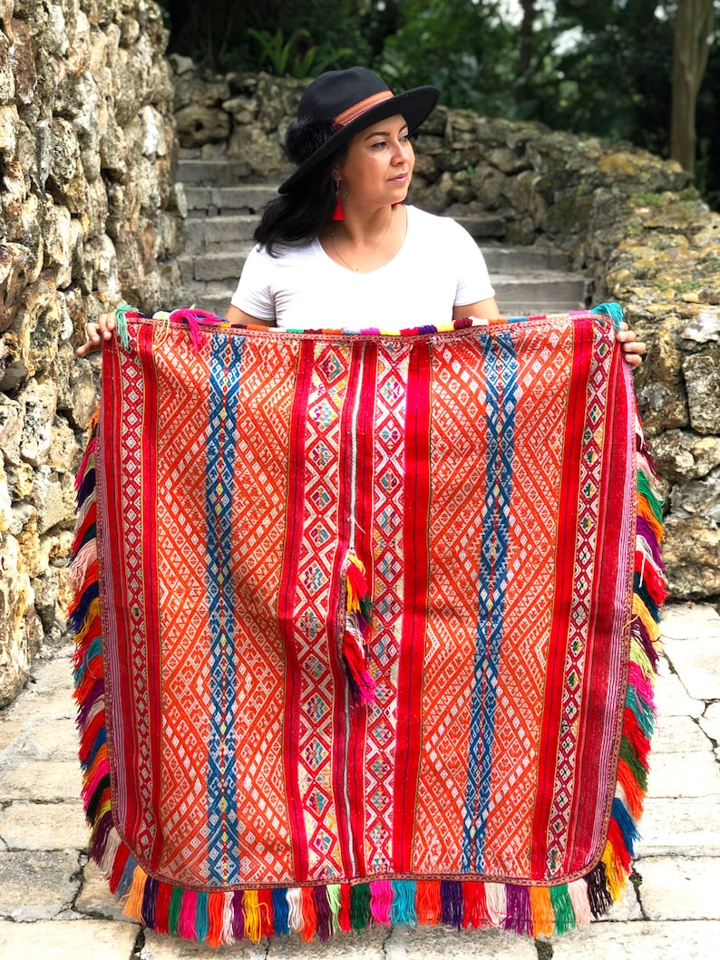 Fiesta: Authentic Vintage Peruvian Poncho – Traditional Ceremonial ...