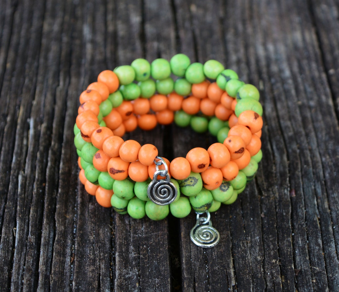 Natural Citrus Acai Beads Bracelet: Colorful Acai Beads Memory Wire ...