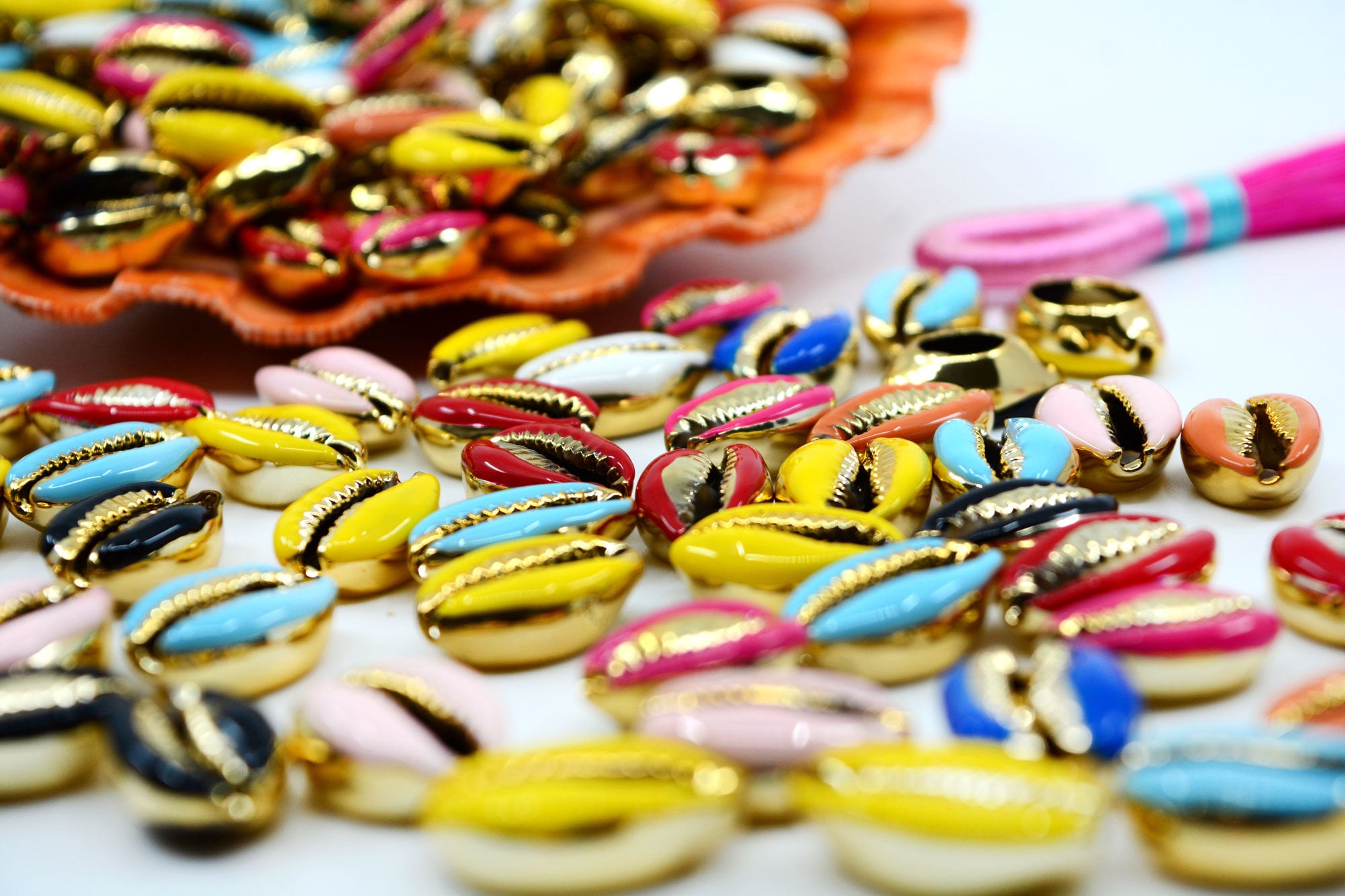 Multi Color Enamel Cowrie Shells 10x16.5mm Gold Plated 10 - Etsy Norway